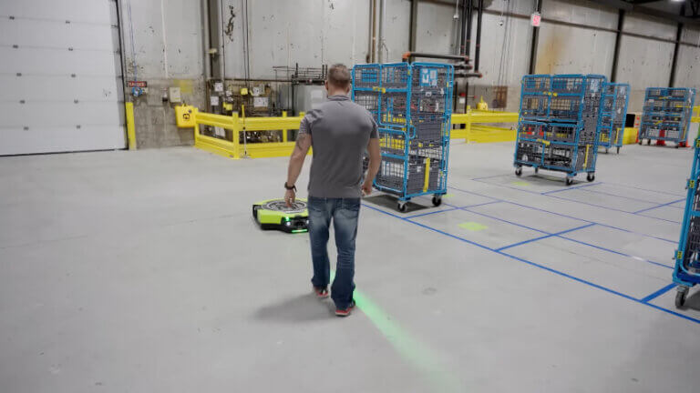 Amazon Reveals Its First Fully Autonomous Mobile Robot. What Proteus ...