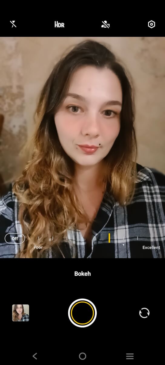 Vivo V25 Pro Review: Meet the Color-changing Phone For the Photography-Obsessed