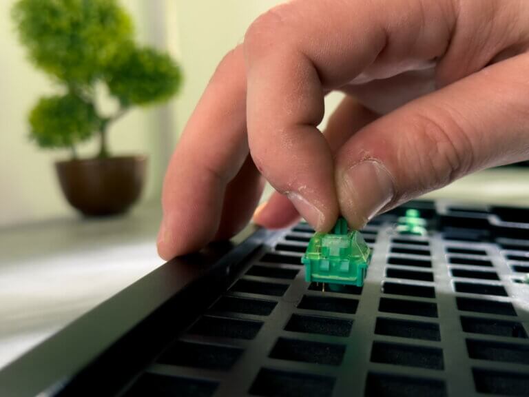 Linear vs Tactile Switches: What To Choose for Your Perfect Mechanical ...