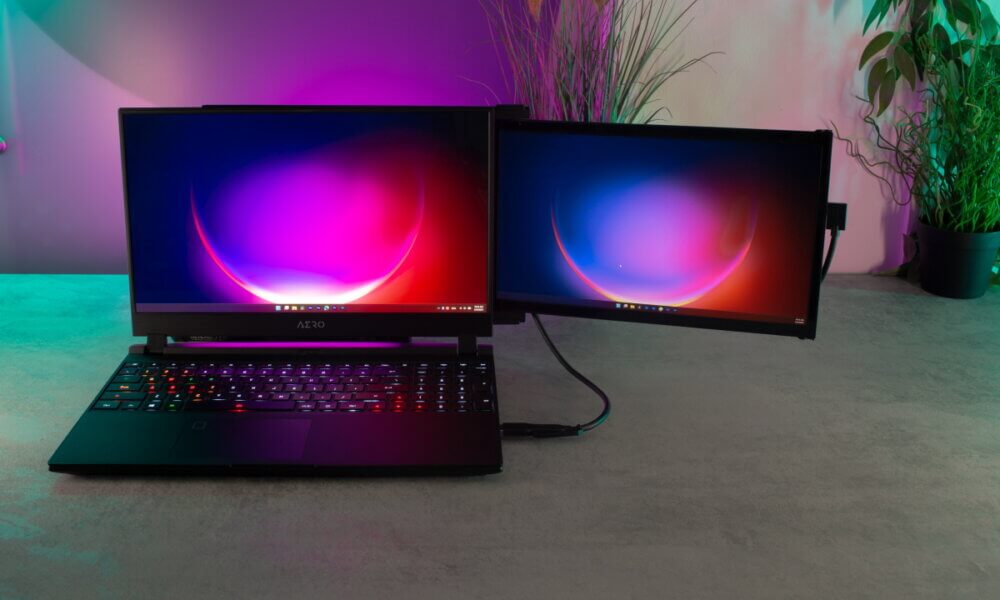 Duex Plus Review: The Mini Display That Sold Us On Portable Monitors