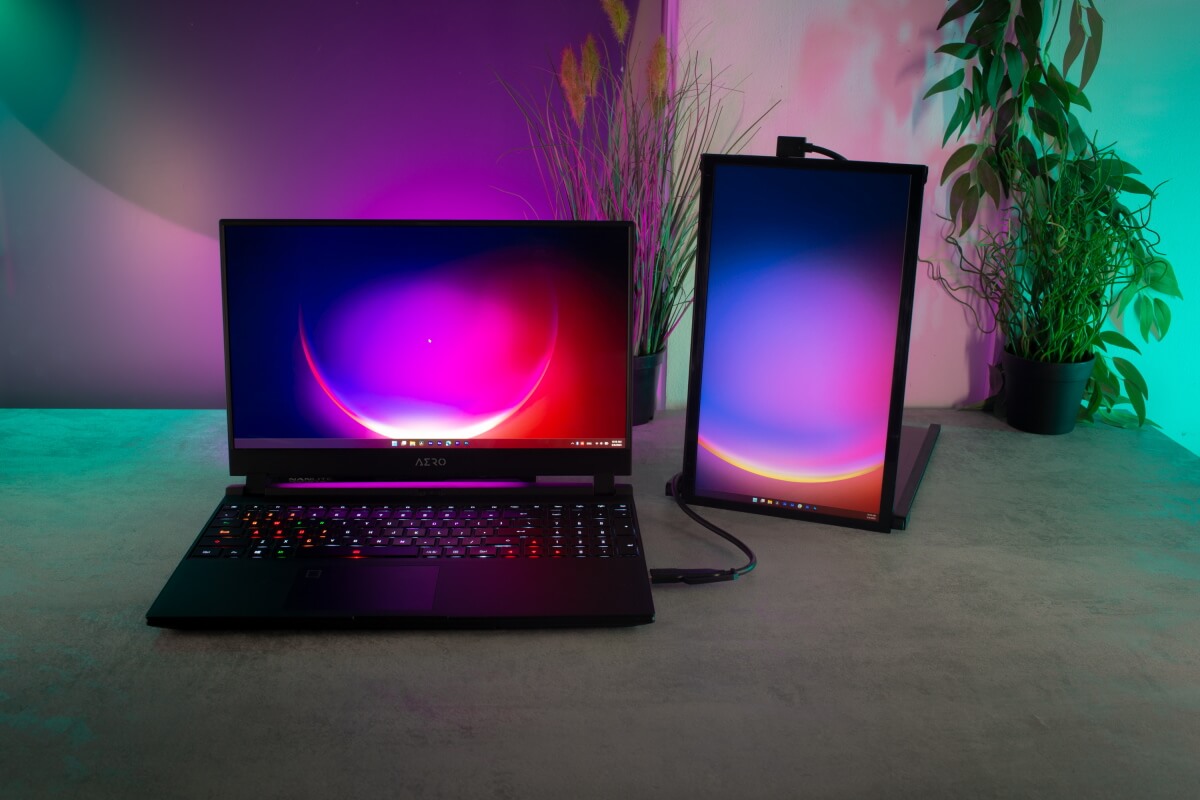 Duex Plus Review: The Mini Display That Sold Us On Portable Monitors