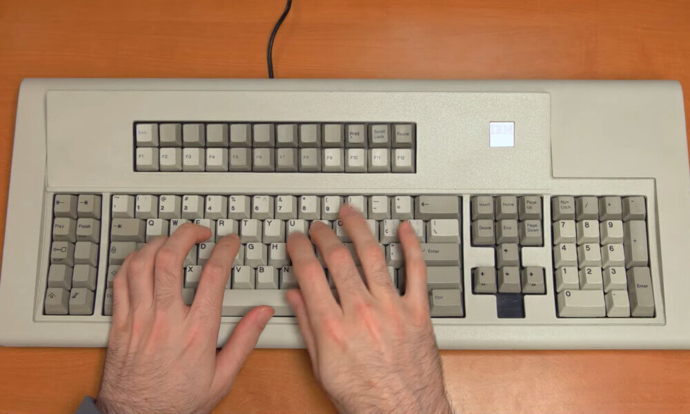 For Oldschool Keyboard Fans: New IBM Model F Keyboards Are Coming ...